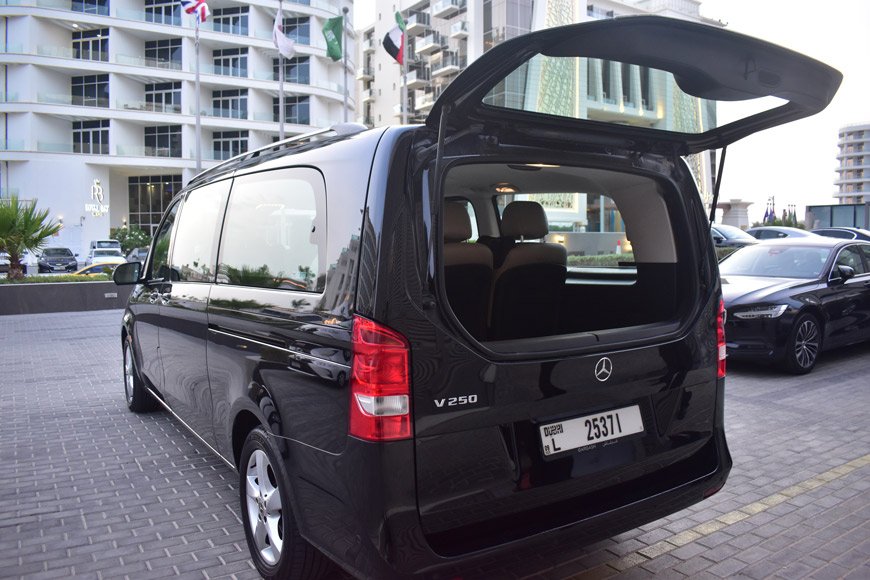Mercedes V Class Hire With Driver in Dubai - Dubai Chauffeur Ride